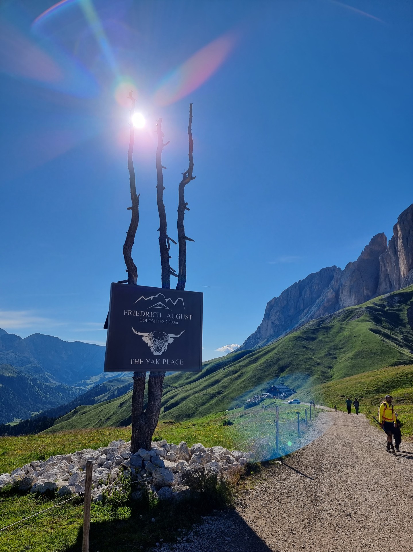VAL DI FASSA – IL RIFUGIO FRIEDRICH AUGUST, IL RIFUGIO DEI KRAPFEN ...