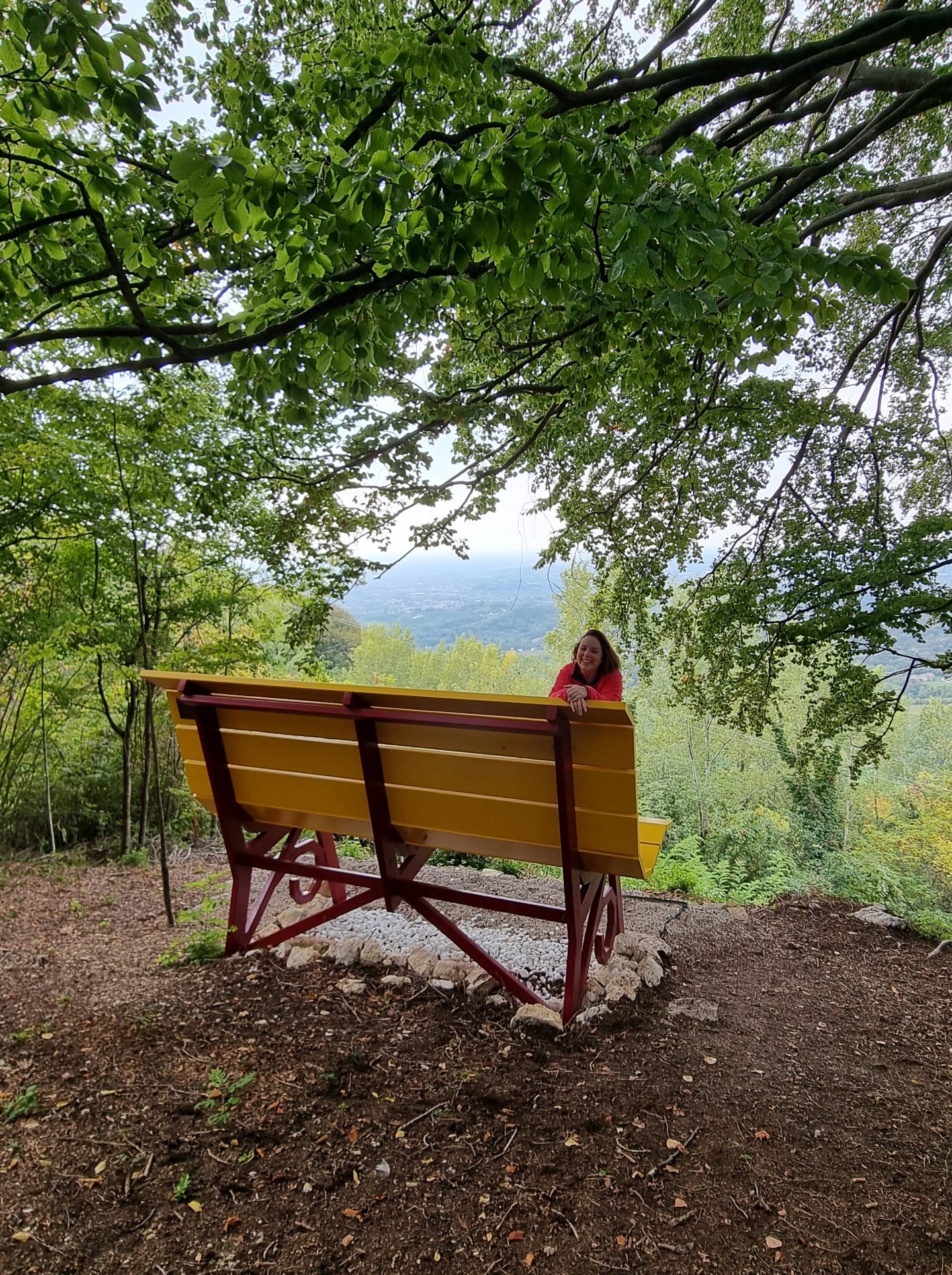 FREGONA – LA PANCHINA GIGANTE DI BORGO LUCA – Giugi On the Road